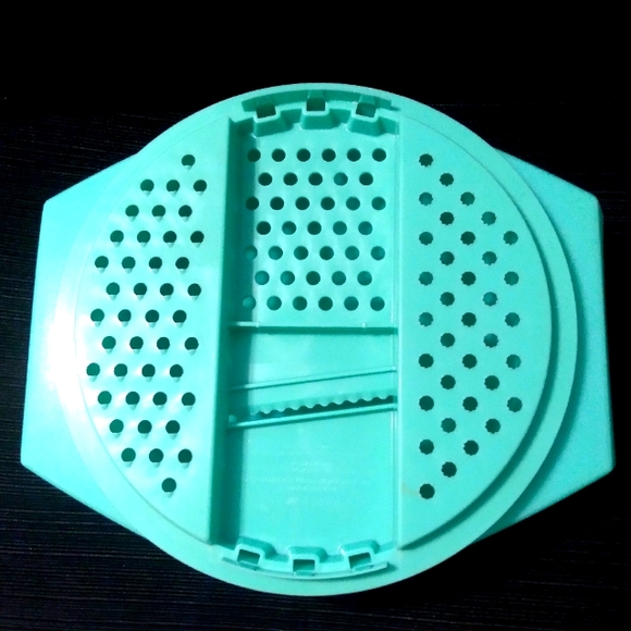 Tupperware | Kitchen | Vintage 97s Tupperware Grater Shredder With Bowl ...